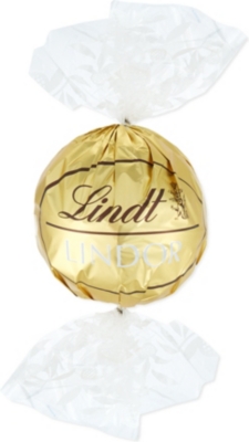 LINDT - Lindor maxi ball chocolate assortment 550g | Selfridges.com