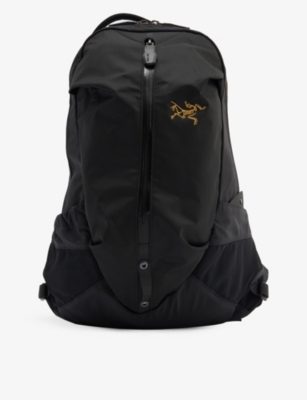 ARCTERYX - Arro 16 shell backpack | Selfridges.com