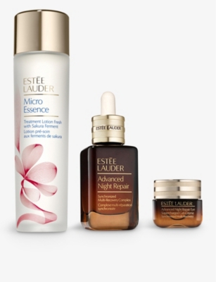 ESTEE LAUDER - Expert In Glow limited-edition gift set worth £224 ...