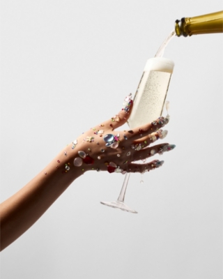 SELFRIDGES SELECTION - Red and White gift box – 2 items included ...