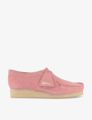 CLARKS ORIGINALS - Wallabee logo-tag suede shoes | Selfridges.com