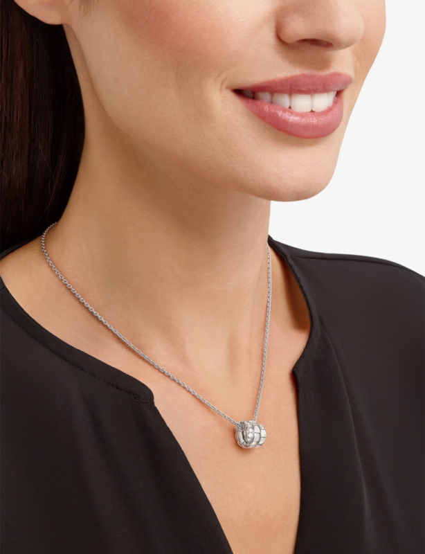 BVLGARI - Serpenti Viper 18ct Yellow Gold And 0.13ct Diamond Pendant ...