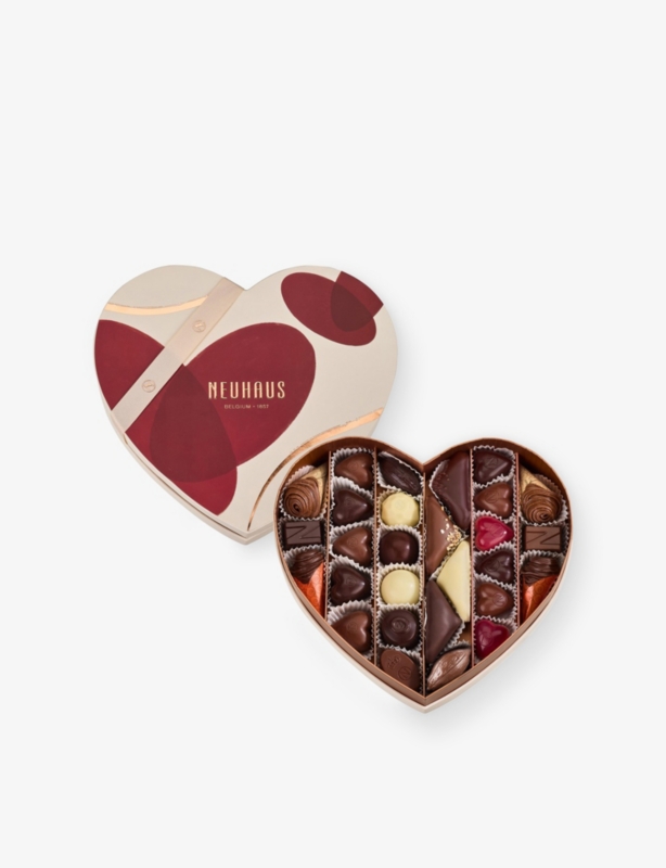 NEUHAUS - Heart N°1 Chocolate Box 184g | Selfridges.com